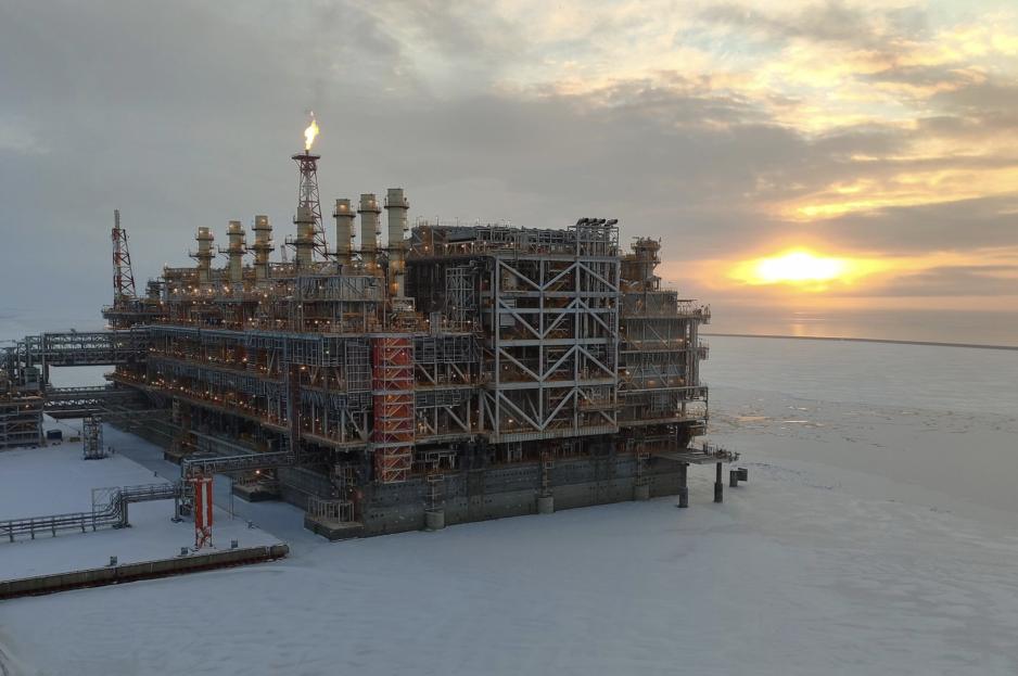 Russia Continues Working on Sanctioned Arctic LNG 2 With Wison Power Modules Installation and ...
